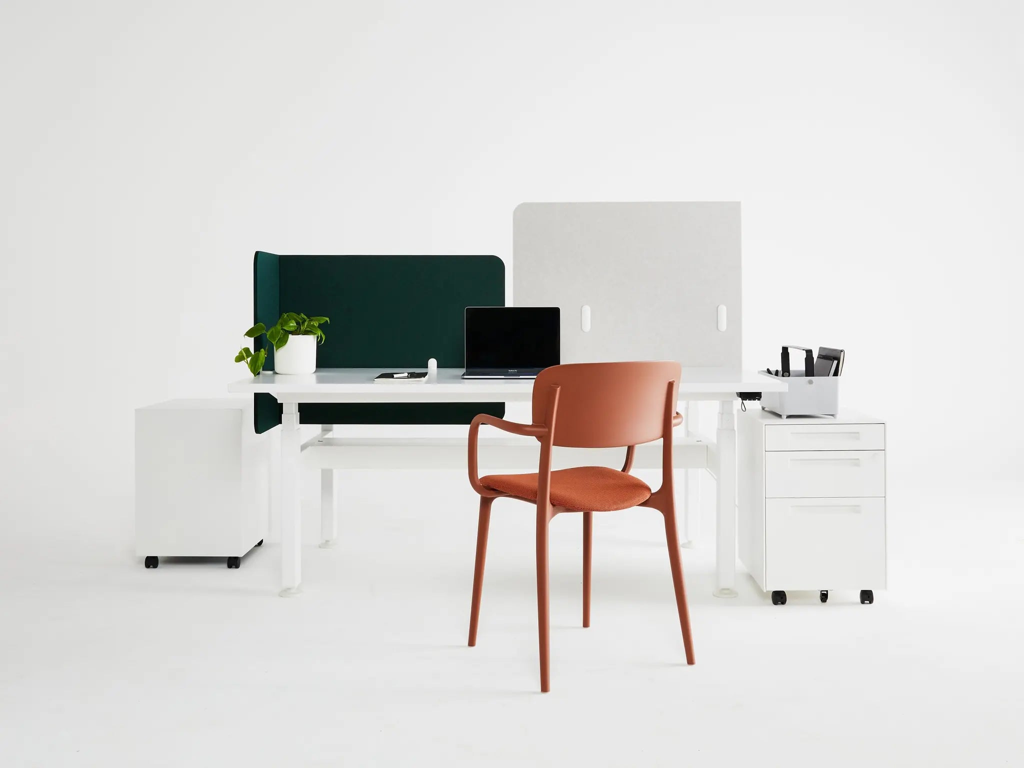 Workstations & Furniture – TAS ACOUSTICS